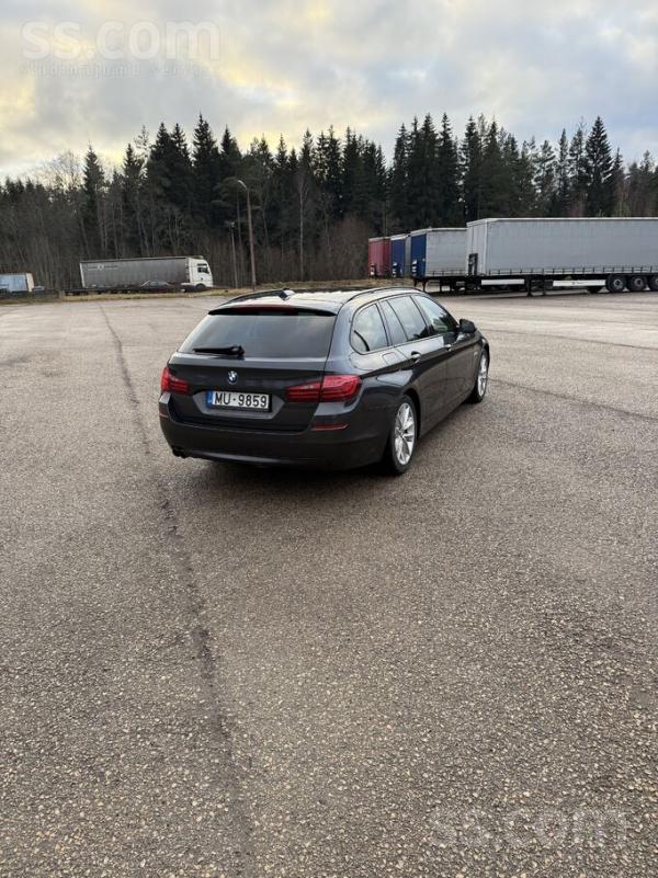 Brown BMW 530 2017 in Tukums, with an engine capacity of 3.00 L and mileage of 259 thousand km for 16500 €, photo 3 on AUTOMOTO.COM.LV