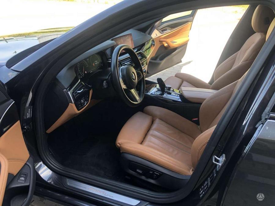Brown BMW 530 2018 in Utena, with an engine capacity of 2.99 L and mileage of 221 thousand km for 17350 €, photo 16 on AUTOMOTO.COM.LV