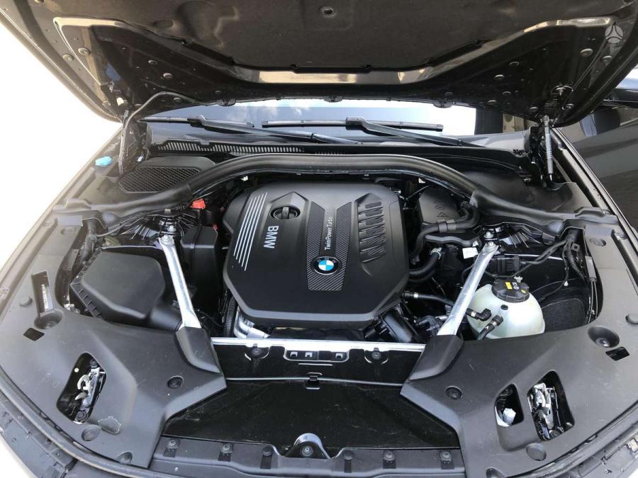 Brown BMW 530 2018 in Utena, with an engine capacity of 2.99 L and mileage of 221 thousand km for 17350 €, photo 40 on AUTOMOTO.COM.LV