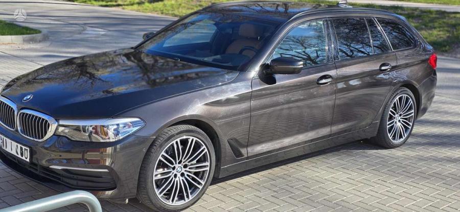 Brown BMW 530 2018 in Klaipeda, with an engine capacity of 2.99 L and mileage of 149 thousand km for 21200 €, photo 3 on AUTOMOTO.COM.LV