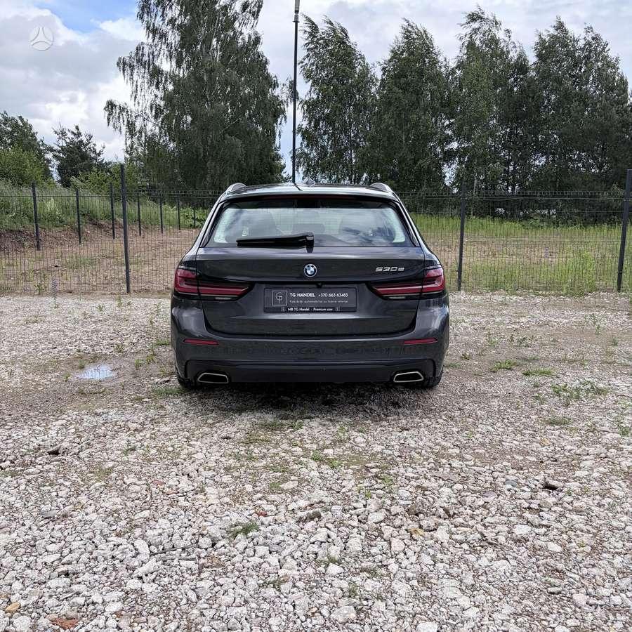 Brown BMW 530 2022 in Vilnius, with an engine capacity of 2.00 L and mileage of 183 thousand km for 21490 €, photo 8 on AUTOMOTO.COM.LV