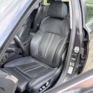 Brown BMW 530 2022 in Vilnius, with an engine capacity of 2.00 L and mileage of 183 thousand km for 21490 €, photo 12 on AUTOMOTO.COM.LV