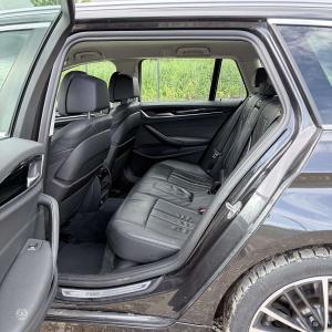 Brown BMW 530 2022 in Vilnius, with an engine capacity of 2.00 L and mileage of 183 thousand km for 21490 €, photo 18 on AUTOMOTO.COM.LV