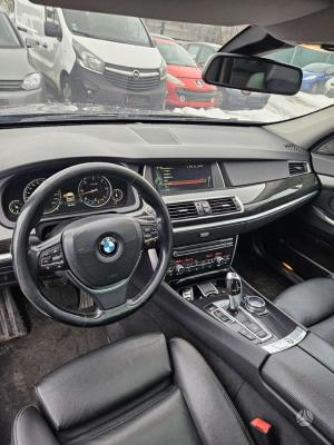 Black BMW 530 Gran Turismo 2014 in Anyksciai, with an engine capacity of 3.00 L and mileage of 336 thousand km for 11500 €, photo 13 on AUTOMOTO.COM.LV