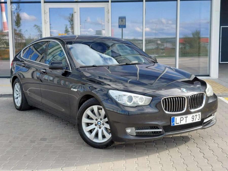 Black BMW 530 Gran Turismo 2009 in Vilnius, with an engine capacity of 2.99 L and mileage of 354 thousand km for 9000 €, photo 1 on AUTOMOTO.COM.LV