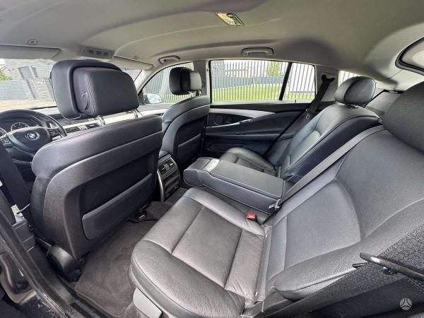 Black BMW 530 Gran Turismo 2009 in Kaunas, with an engine capacity of 2.99 L and mileage of 299 thousand km for 6250 €, photo 6 on AUTOMOTO.COM.LV