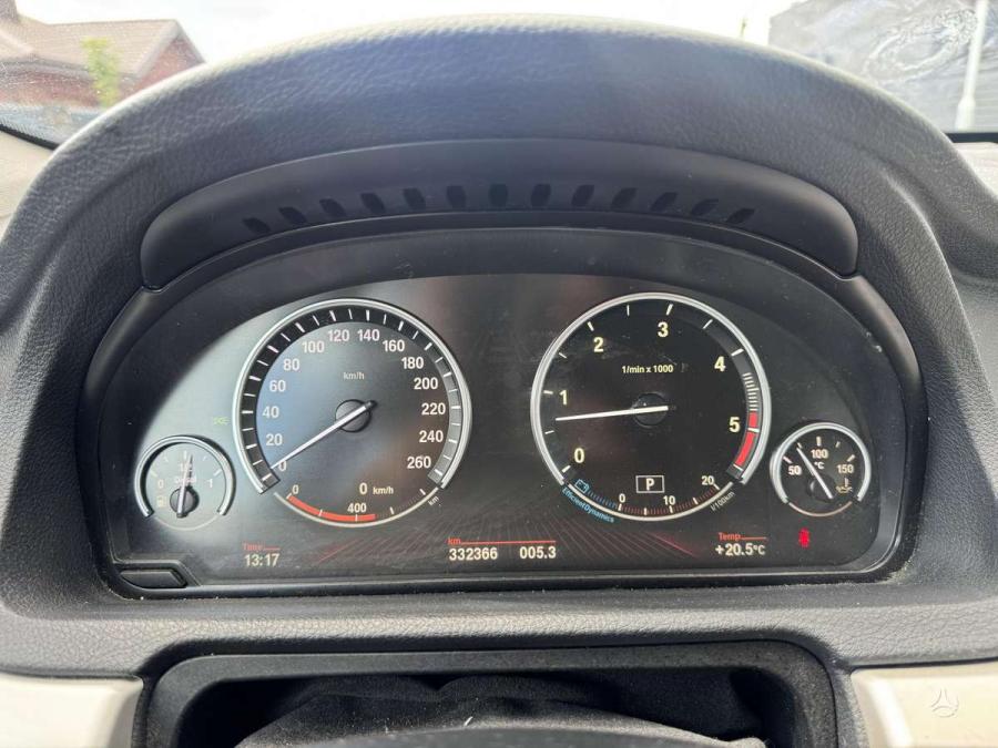 Black BMW 530 Gran Turismo 2009 in Kaunas, with an engine capacity of 2.99 L and mileage of 299 thousand km for 6250 €, photo 10 on AUTOMOTO.COM.LV