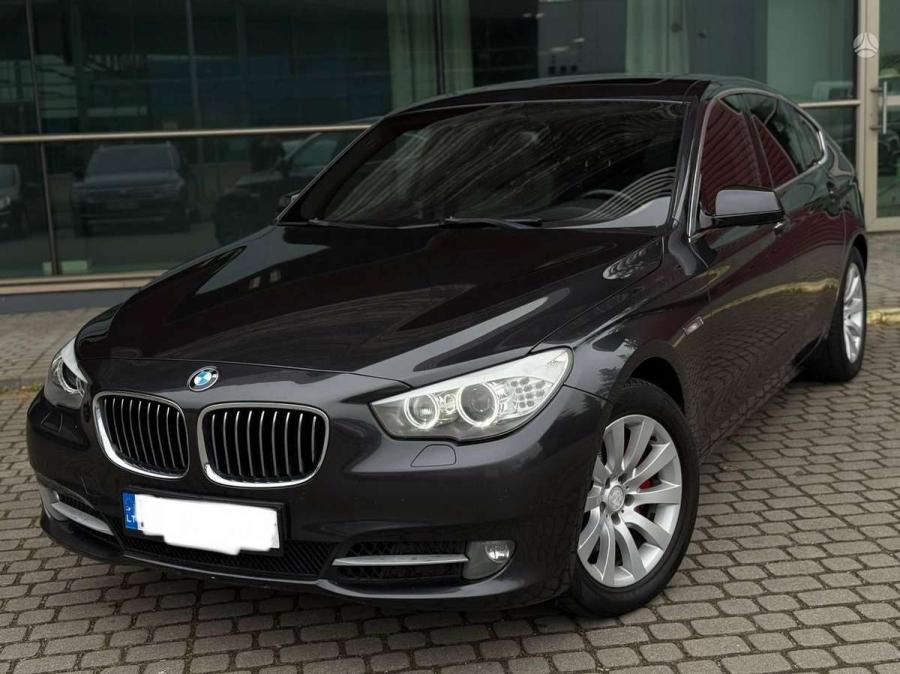 Black BMW 530 Gran Turismo 2010 in Klaipeda, with an engine capacity of 2.99 L and mileage of 294 thousand km for 8350 €, photo 4 on AUTOMOTO.COM.LV
