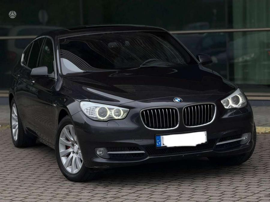 Black BMW 530 Gran Turismo 2010 in Klaipeda, with an engine capacity of 2.99 L and mileage of 294 thousand km for 8350 €, photo 5 on AUTOMOTO.COM.LV
