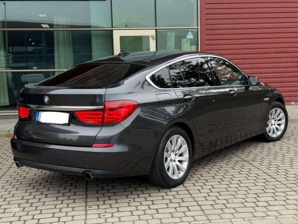 Melns BMW 530 Gran Turismo 2010 Klaipėda, ar dzinēja tilpumu 2.99 L un nobraukumu 294 tūkst. km par 8350 €, foto 6 vietnē AUTOMOTO.COM.LV