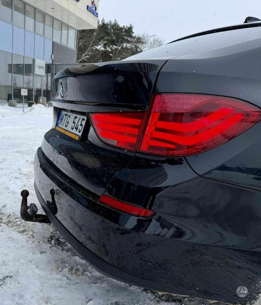 Melns BMW 530 Gran Turismo 2010 Viļņa, ar dzinēja tilpumu 2.99 L un nobraukumu 365 tūkst. km par 6800 €, foto 2 vietnē AUTOMOTO.COM.LV