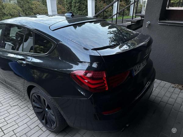 Melns BMW 530 Gran Turismo 2010 Alīta, ar dzinēja tilpumu 2.99 L un nobraukumu 440 tūkst. km par 8200 €, foto 3 vietnē AUTOMOTO.COM.LV