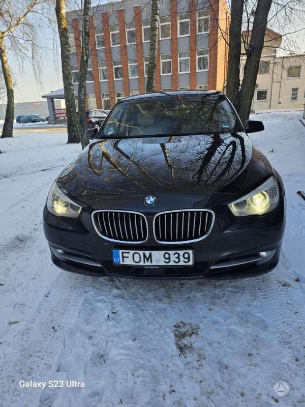 Black BMW 530 Gran Turismo 2010 in Marijampole, with an engine capacity of 0.00 L and mileage of 398 thousand km for 8200 €, photo 11 on AUTOMOTO.COM.LV