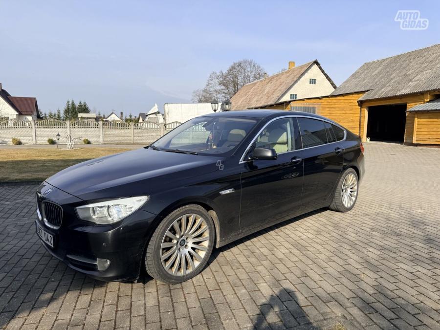 Melns BMW 530 Gran Turismo 2010 Viļņa, ar dzinēja tilpumu 3.00 L un nobraukumu 344 tūkst. km par 9500 €, foto 3 vietnē AUTOMOTO.COM.LV
