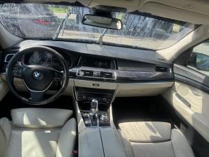 Melns BMW 530 Gran Turismo 2010 Viļņa, ar dzinēja tilpumu 3.00 L un nobraukumu 381 tūkst. km par 9450 €, foto 12 vietnē AUTOMOTO.COM.LV