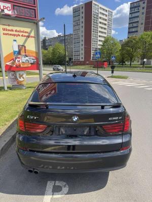 Черный БМВ 530 Gran Turismo 2010 в Вильнюс, объемом двигателя 2.99 л и пробегом 381 тыс. км за 8500 €, фото 7 на AUTOMOTO.COM.LV