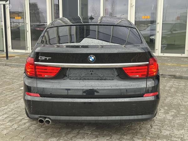 Melns BMW 530 Gran Turismo 2010 Viļņa, ar dzinēja tilpumu 2.99 L un nobraukumu 565 tūkst. km par 7000 €, foto 5 vietnē AUTOMOTO.COM.LV