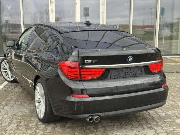 Melns BMW 530 Gran Turismo 2010 Viļņa, ar dzinēja tilpumu 2.99 L un nobraukumu 565 tūkst. km par 7000 €, foto 6 vietnē AUTOMOTO.COM.LV
