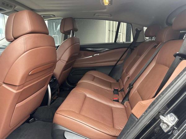Melns BMW 530 Gran Turismo 2010 Viļņa, ar dzinēja tilpumu 2.99 L un nobraukumu 565 tūkst. km par 7000 €, foto 10 vietnē AUTOMOTO.COM.LV