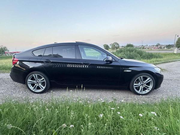 Melns BMW 530 Gran Turismo 2010 Šauļi, ar dzinēja tilpumu 2.99 L un nobraukumu 390 tūkst. km par 9500 €, foto 6 vietnē AUTOMOTO.COM.LV