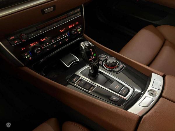 Melns BMW 530 Gran Turismo 2010 Marijampole, ar dzinēja tilpumu 2.99 L un nobraukumu 350 tūkst. km par 9999 €, foto 6 vietnē AUTOMOTO.COM.LV