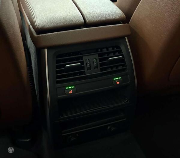 Melns BMW 530 Gran Turismo 2010 Marijampole, ar dzinēja tilpumu 2.99 L un nobraukumu 350 tūkst. km par 9999 €, foto 7 vietnē AUTOMOTO.COM.LV