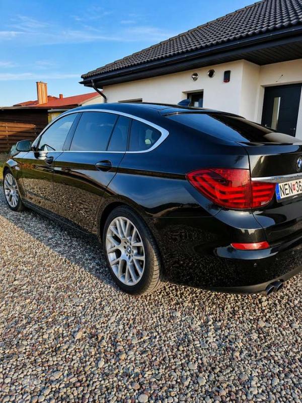 Black BMW 530 Gran Turismo 2010 in Klaipeda, with an engine capacity of 3.00 L and mileage of 307 thousand km for 8500 €, photo 4 on AUTOMOTO.COM.LV
