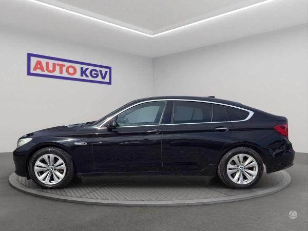 Melns BMW 530 Gran Turismo 2010 Kauņa, ar dzinēja tilpumu 3.00 L un nobraukumu 373 tūkst. km par 9999 €, foto 2 vietnē AUTOMOTO.COM.LV