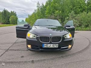 Black BMW 530 Gran Turismo 2010 in Visaginas, with an engine capacity of 2.99 L and mileage of 350 thousand km for 5999 €, photo 10 on AUTOMOTO.COM.LV