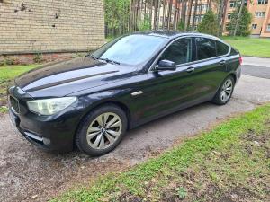 Black BMW 530 Gran Turismo 2010 in Visaginas, with an engine capacity of 2.99 L and mileage of 350 thousand km for 5999 €, photo 23 on AUTOMOTO.COM.LV