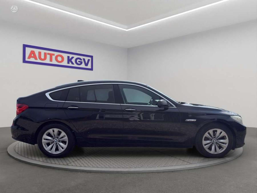 Black BMW 530 Gran Turismo 2010 in Kaunas, with an engine capacity of 3.00 L and mileage of 373 thousand km for 9499 €, photo 7 on AUTOMOTO.COM.LV