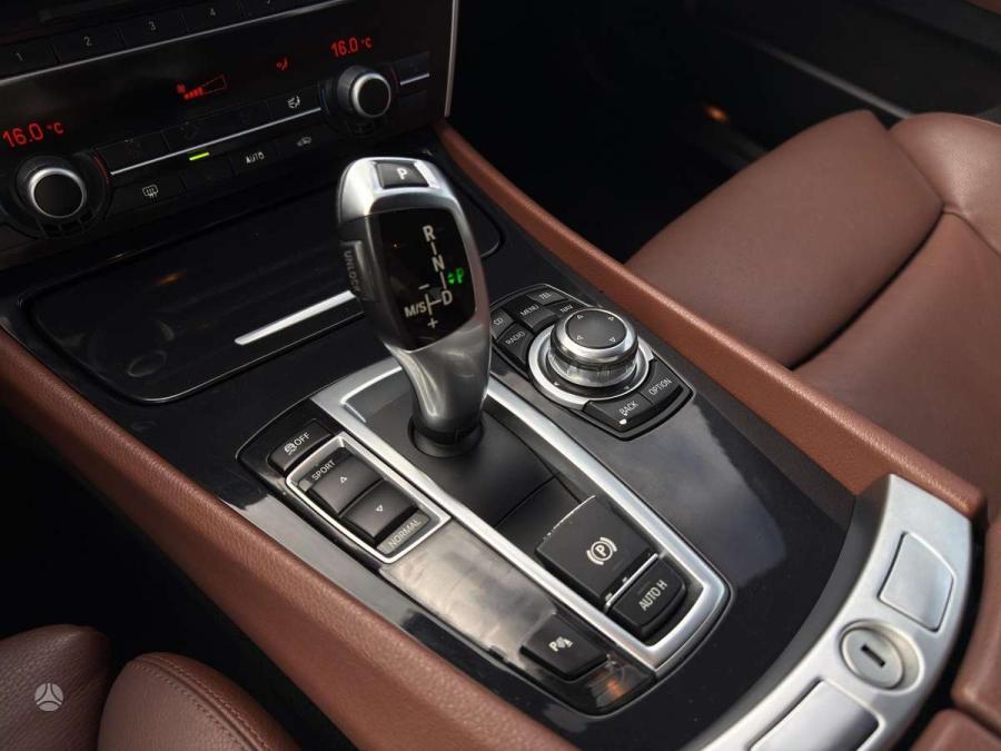 Black BMW 530 Gran Turismo 2010 in Kaunas, with an engine capacity of 3.00 L and mileage of 373 thousand km for 9499 €, photo 16 on AUTOMOTO.COM.LV