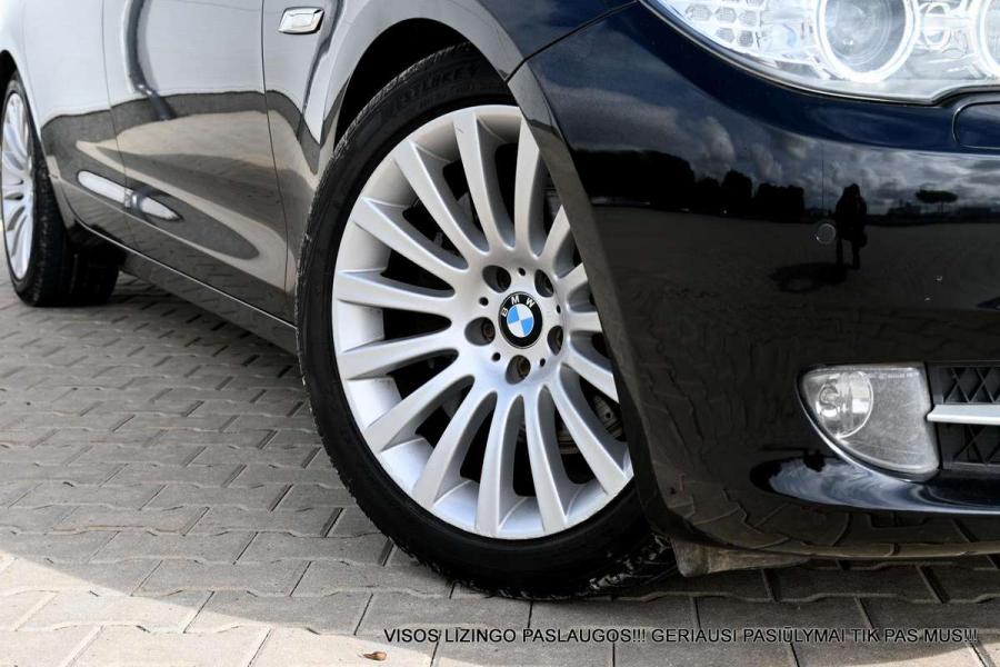 Black BMW 530 Gran Turismo 2010 in Kretinga, with an engine capacity of 2.99 L and mileage of 259 thousand km for 9799 €, photo 7 on AUTOMOTO.COM.LV