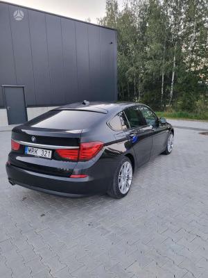 Black BMW 530 Gran Turismo 2010 in Vilnius, with an engine capacity of 3.00 L and mileage of 341 thousand km for 10000 €, photo 5 on AUTOMOTO.COM.LV