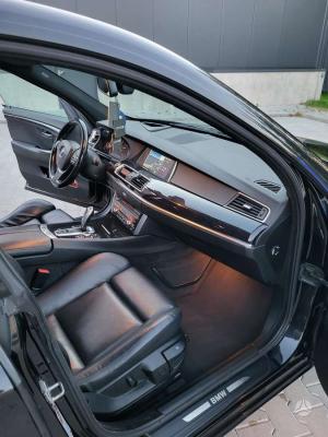 Black BMW 530 Gran Turismo 2010 in Vilnius, with an engine capacity of 3.00 L and mileage of 341 thousand km for 10000 €, photo 10 on AUTOMOTO.COM.LV
