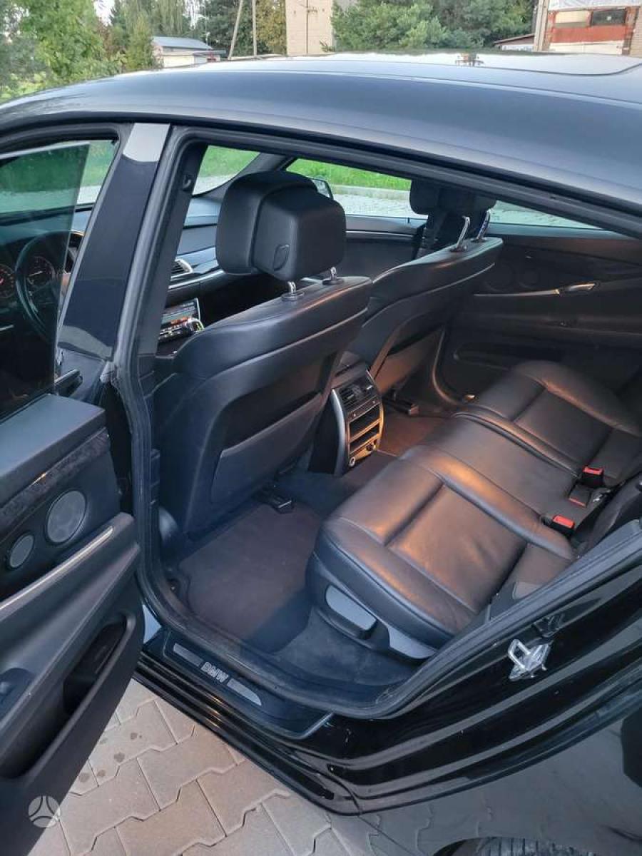 Black BMW 530 Gran Turismo 2010 in Vilnius, with an engine capacity of 3.00 L and mileage of 341 thousand km for 10000 €, photo 11 on AUTOMOTO.COM.LV