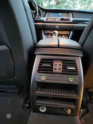 Black BMW 530 Gran Turismo 2010 in Vilnius, with an engine capacity of 3.00 L and mileage of 341 thousand km for 10000 €, photo 13 on AUTOMOTO.COM.LV