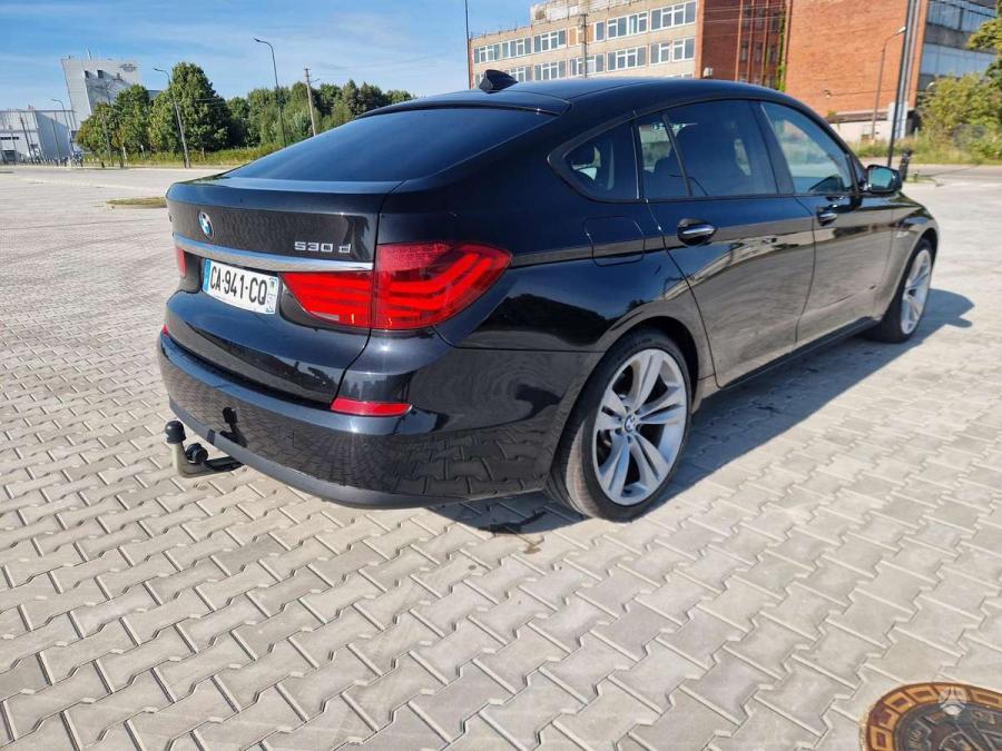Черный БМВ 530 Gran Turismo 2010 в Таураге, объемом двигателя 2.99 л и пробегом 323 тыс. км за 7900 €, фото 7 на AUTOMOTO.COM.LV