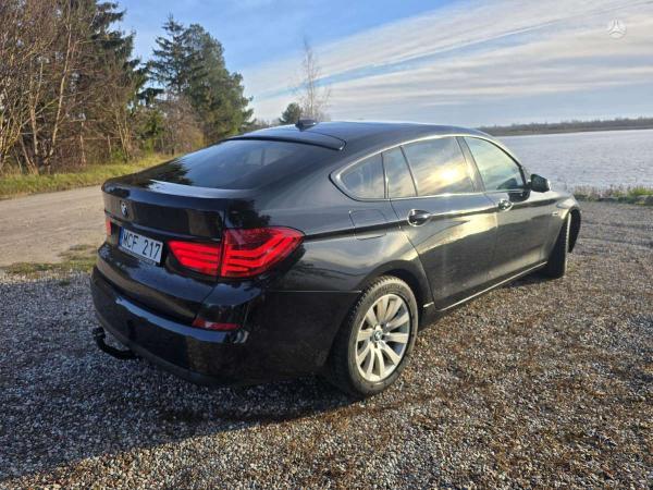 Melns BMW 530 Gran Turismo 2011 Klaipėda, ar dzinēja tilpumu 2.99 L un nobraukumu 260 tūkst. km par 9500 €, foto 4 vietnē AUTOMOTO.COM.LV