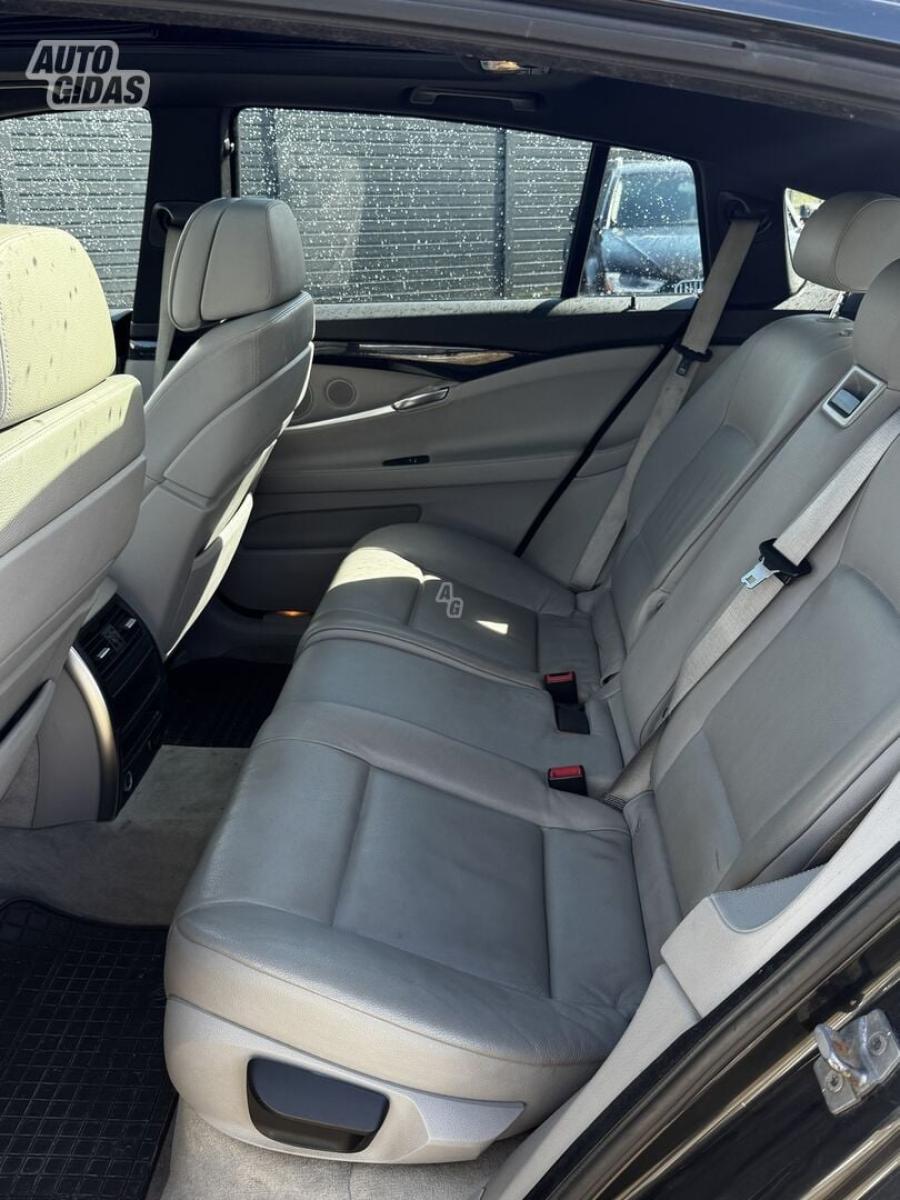 Black BMW 530 Gran Turismo 2011 in Klaipeda, with an engine capacity of 3.00 L and mileage of 269 thousand km for 9999 €, photo 15 on AUTOMOTO.COM.LV