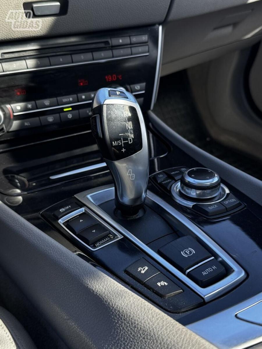 Black BMW 530 Gran Turismo 2011 in Klaipeda, with an engine capacity of 3.00 L and mileage of 269 thousand km for 9999 €, photo 22 on AUTOMOTO.COM.LV