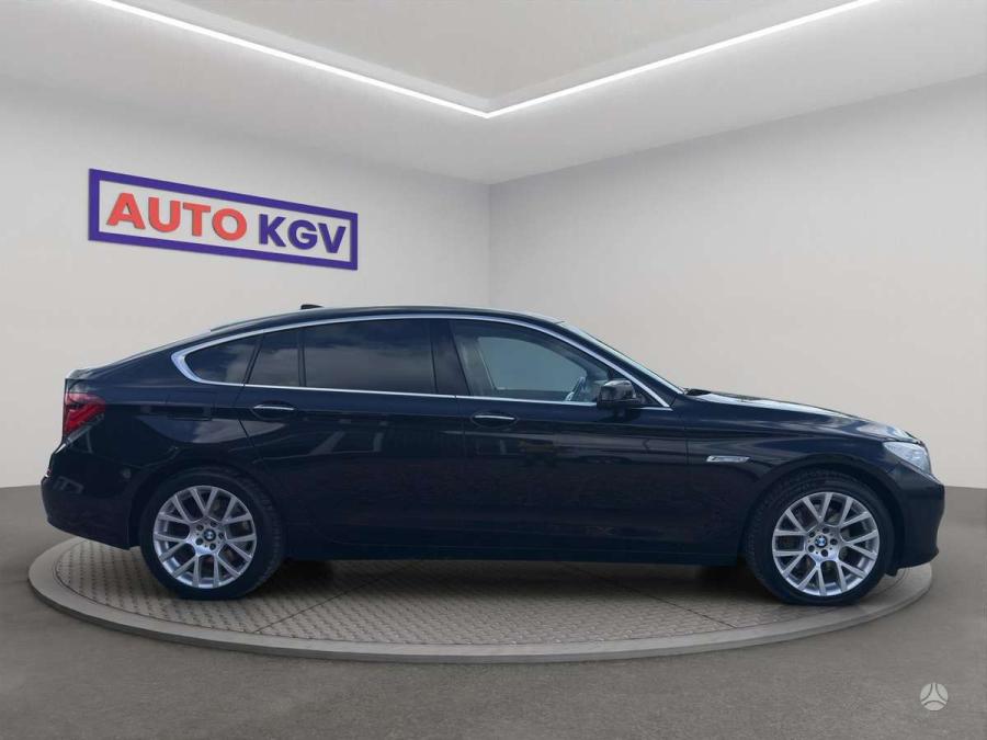 Melns BMW 530 Gran Turismo 2011 Kauņa, ar dzinēja tilpumu 3.00 L un nobraukumu 380 tūkst. km par 9299 €, foto 7 vietnē AUTOMOTO.COM.LV