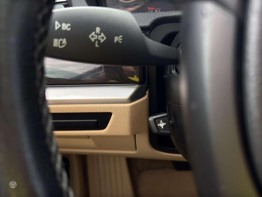 Melns BMW 530 Gran Turismo 2011 Kauņa, ar dzinēja tilpumu 3.00 L un nobraukumu 380 tūkst. km par 9299 €, foto 20 vietnē AUTOMOTO.COM.LV