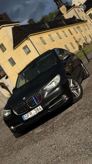 Melns BMW 530 Gran Turismo 2011 Kauņa, ar dzinēja tilpumu 2.99 L un nobraukumu 320 tūkst. km par 8499 €, foto 11 vietnē AUTOMOTO.COM.LV