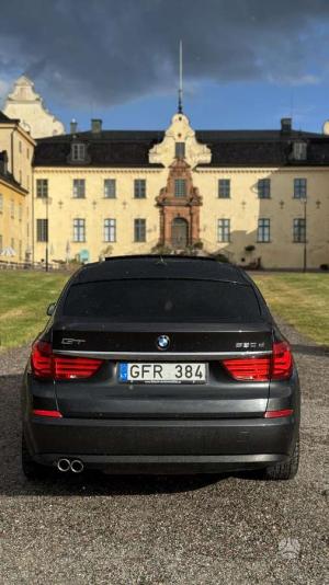 Melns BMW 530 Gran Turismo 2011 Kauņa, ar dzinēja tilpumu 2.99 L un nobraukumu 320 tūkst. km par 8499 €, foto 14 vietnē AUTOMOTO.COM.LV