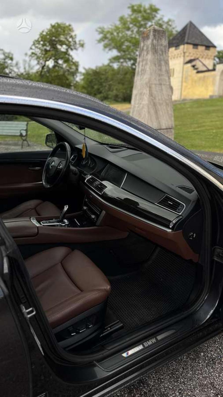 Melns BMW 530 Gran Turismo 2011 Kauņa, ar dzinēja tilpumu 2.99 L un nobraukumu 320 tūkst. km par 8499 €, foto 20 vietnē AUTOMOTO.COM.LV