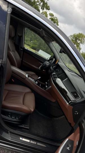 Melns BMW 530 Gran Turismo 2011 Kauņa, ar dzinēja tilpumu 2.99 L un nobraukumu 320 tūkst. km par 8499 €, foto 21 vietnē AUTOMOTO.COM.LV