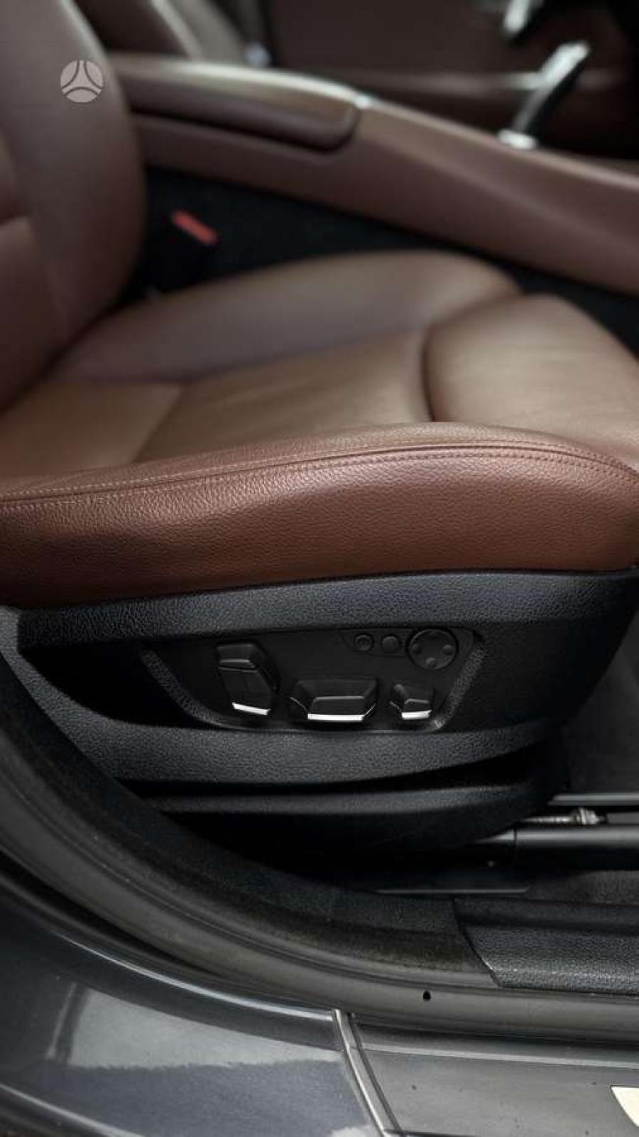 Melns BMW 530 Gran Turismo 2011 Kauņa, ar dzinēja tilpumu 2.99 L un nobraukumu 320 tūkst. km par 8499 €, foto 29 vietnē AUTOMOTO.COM.LV
