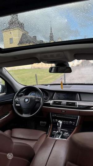 Melns BMW 530 Gran Turismo 2011 Kauņa, ar dzinēja tilpumu 2.99 L un nobraukumu 320 tūkst. km par 8499 €, foto 30 vietnē AUTOMOTO.COM.LV