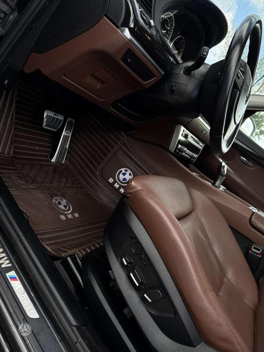 Melns BMW 530 Gran Turismo 2011 Kauņa, ar dzinēja tilpumu 2.99 L un nobraukumu 320 tūkst. km par 8499 €, foto 34 vietnē AUTOMOTO.COM.LV